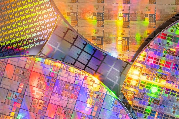 Siemens and Intel Foundry advance their collaboration to enable cutting ...