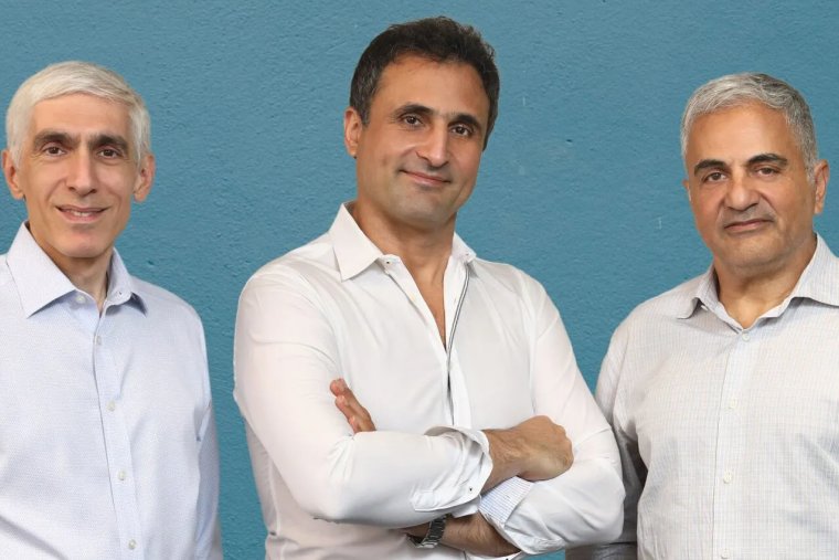 Eliyan Breaks Chiplet Memory Wall With Standard Packaging